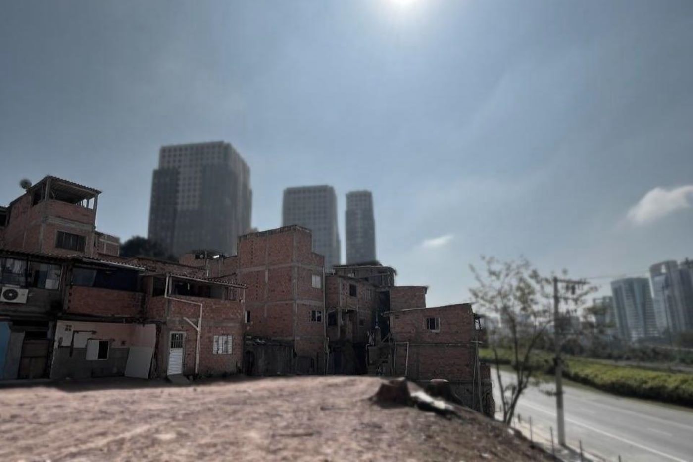 Panorama Urgente! O espaço como ato de permanência - 14ᵃ Bienal ...